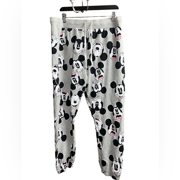 Disney | Pants & Jumpsuits | Walt Disney World Mickey Mouse All Over ...